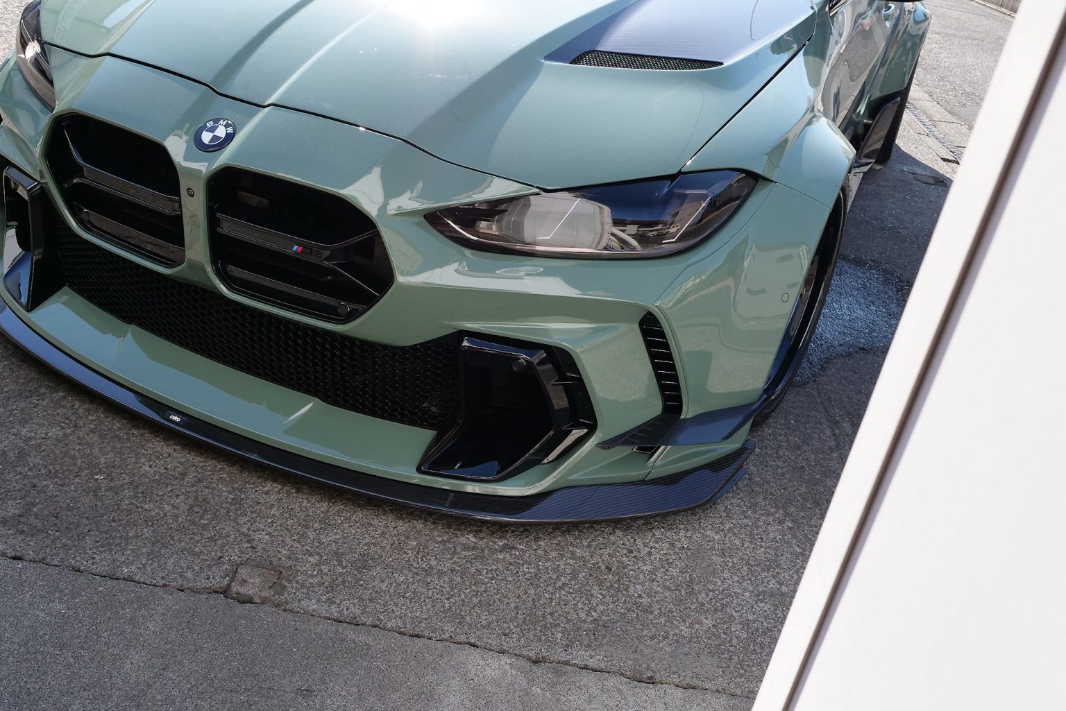 今週末のスタディ東京は見逃し厳禁。注目のADROデモカーのBMW2台同時に集結ッ！ | Studie[スタディ]