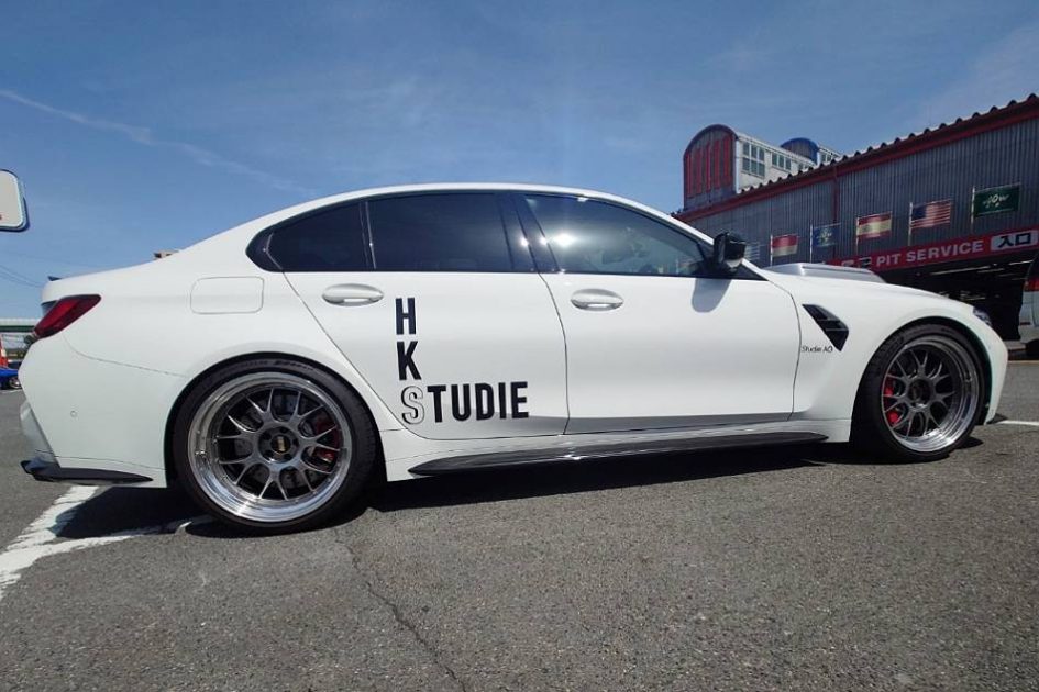 HKSTUDIEサスペンションキット＆マフラーをBMW G80M3で体感いただけます♪ | Studie[スタディ]
