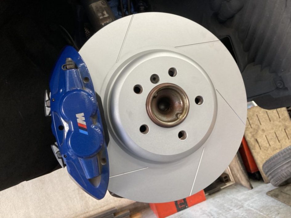 明日と明後日は東京店で、BMWにベストマッチのDIXCELイベント開催！ | Studie[スタディ]