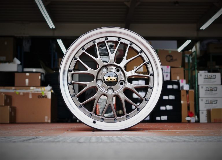 今年のBBS LM 限定カラーはセレナイトブラウンxブラックダイヤカット！BMWにもドンズバっ！ | Studie[スタディ]