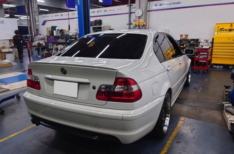 2016年からのお付き合いなお客様のピカピカなBMW E46、5回目のスタディ車検・整備でのご入庫です♪ | Studie[スタディ]