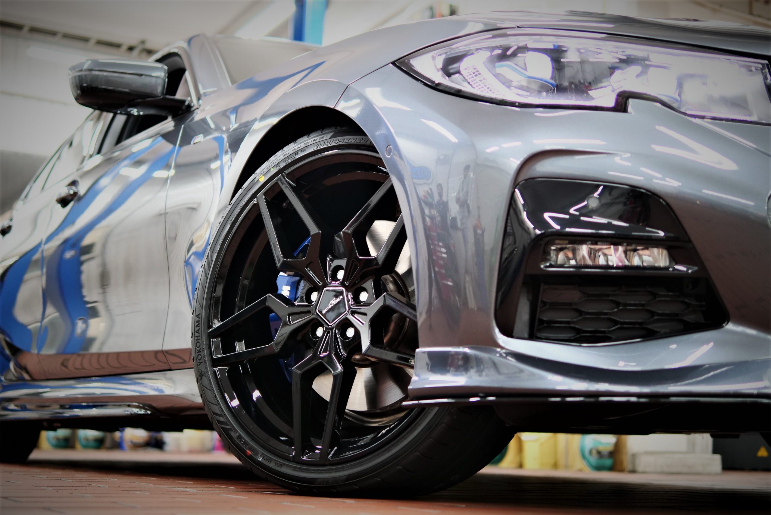 BMW G20/330eにMSSとACシュニッツァーのAC4＆ADVAN V107をセットアップ！ | Studie[スタディ]