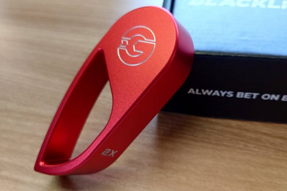 SUPRAにBMWで人気のBLACKLINE Performance ビレットフードレバーハンドルご装着♪ | Studie[スタディ]