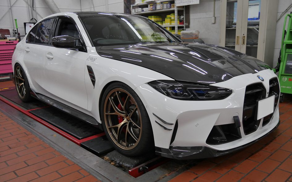 大人の新名品「Alpha-N」カーボンをBMW M3 Competitionにセットアップ！ | Studie[スタディ]