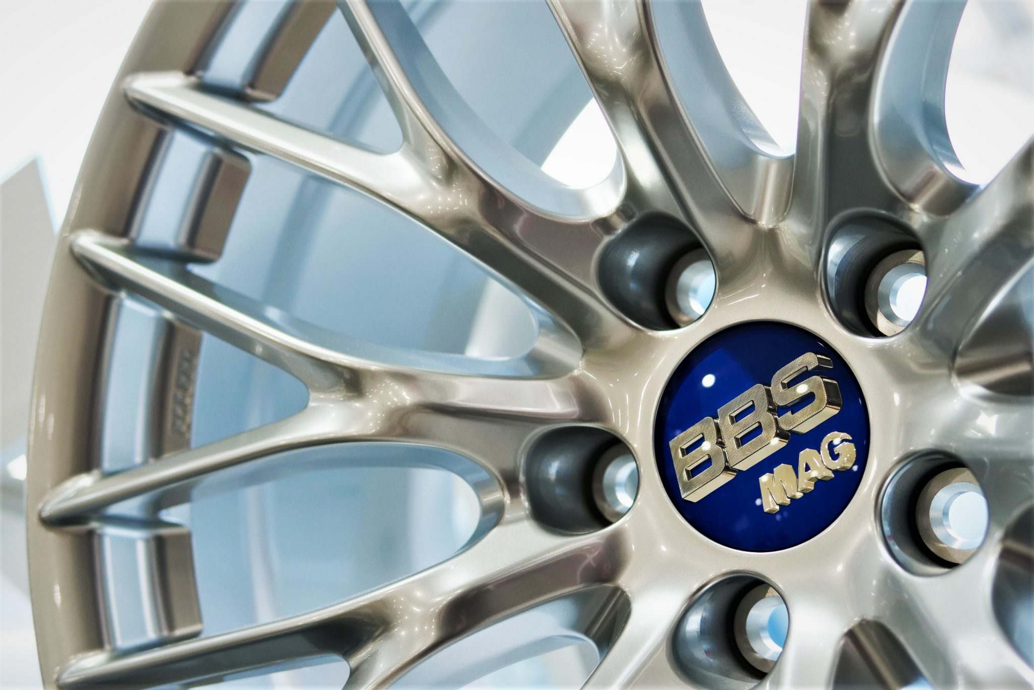 自分のBMWにぴったりのBBSを履いて～来年はベストショットを応募しよう！ | Studie[スタディ]