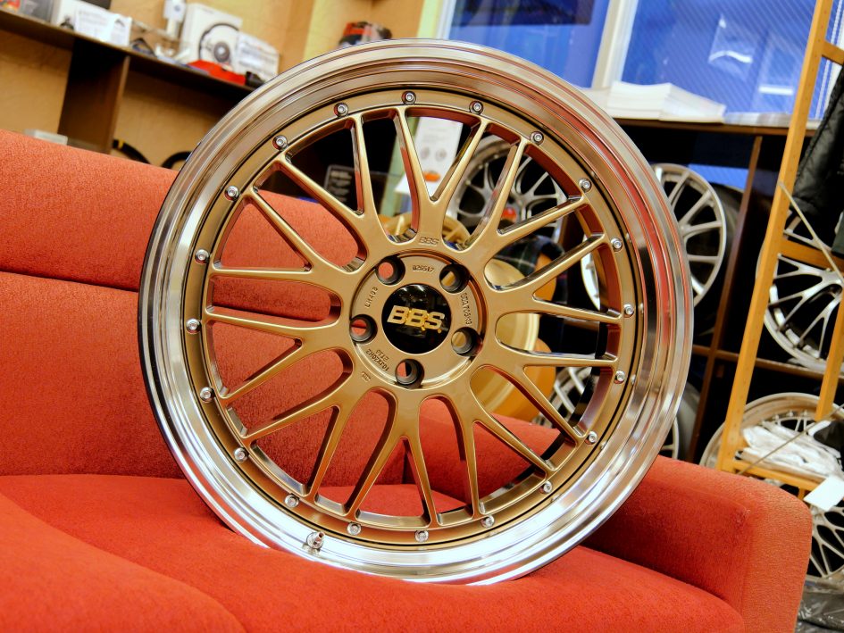 BMWに抜群のマッチングな伝統のBBS LMにLimitedカラーが登場します！！ | Studie[スタディ]