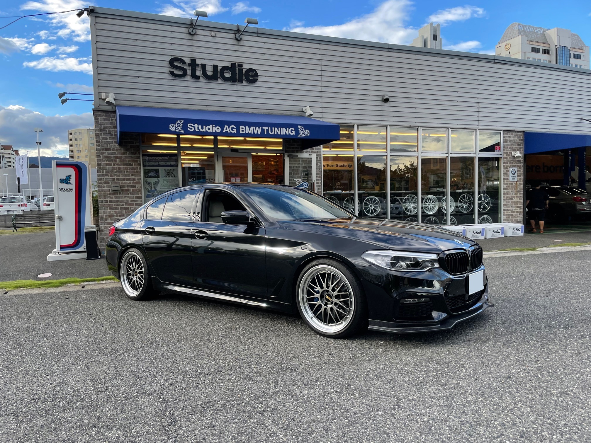 やはりBBS LM！BMW G30 530iが更に引き立ちます！ | Studie[スタディ]