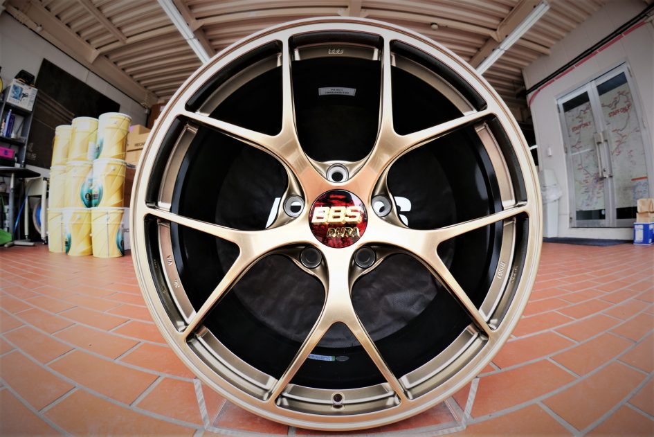 BMWに絶対ハマる！BBS RI-Dの新色「ダイヤモンドゴールド」が熱いっ！ | Studie[スタディ]