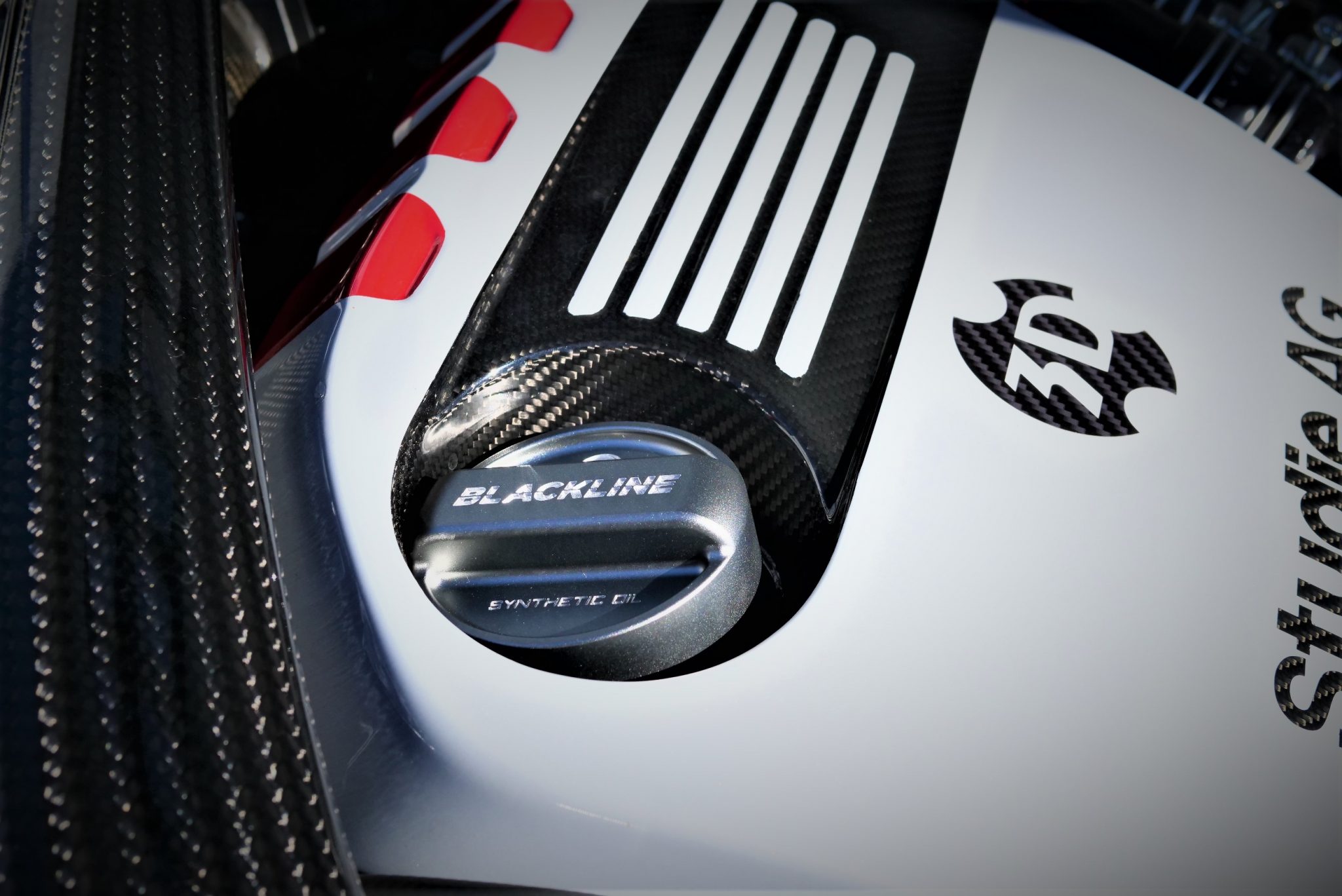 人気の「BLACKLINE Performance」でBMW＆SUPRA＆MINIのエンジンルームを彩るっ！ | Studie[スタディ]