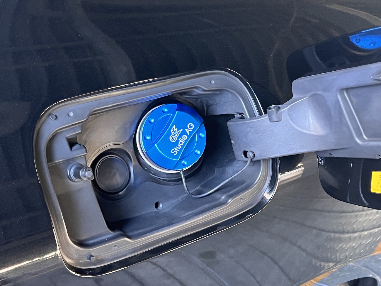 スタディオリジナルFUELキャップ＆STC/03ホイール！どれもええ感じやん(^^) | Studie[スタディ]