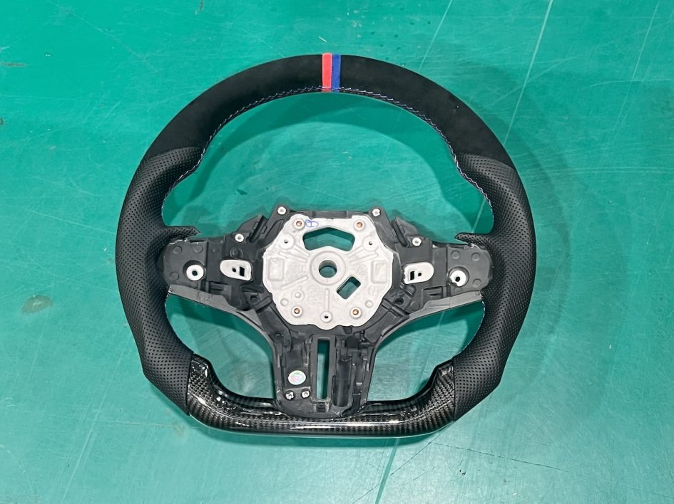 BMW F44/M235 VERSPIELT STEERING!!!カーボンセンターリボンDシェイプ特注(^^) | Studie[スタディ]