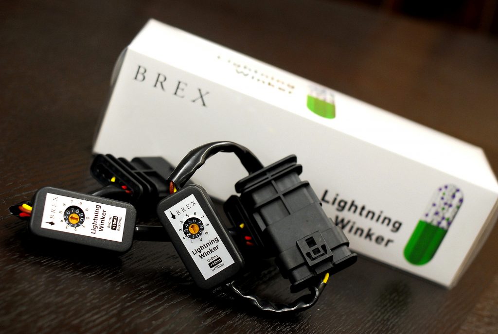 BREX Lightning WinkerでBMWも流れるウインカーに! | Studie[スタディ]