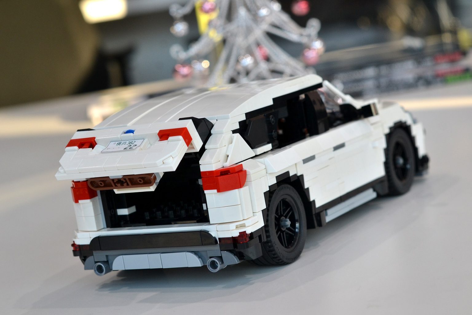 愛車X1（F48）をLEGOで再現！1436個のLEGO純正パーツで70時間かけた大作！ | Studie[スタディ]