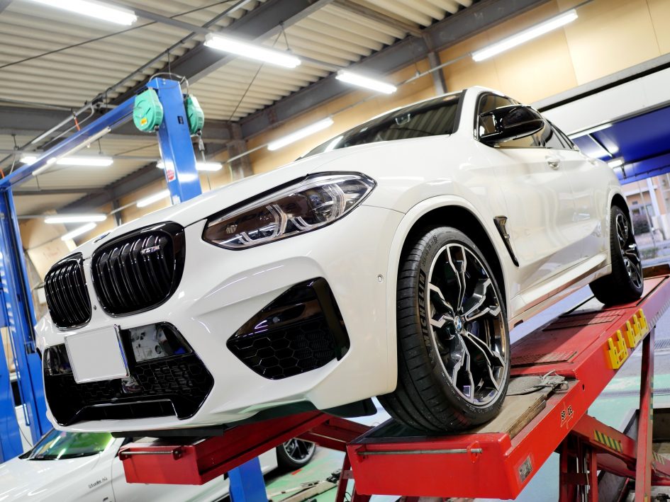 納車ホヤホヤのBMW F98 X4M Competitionに！3D Design Carbonエアロ♪ | Studie[スタディ]