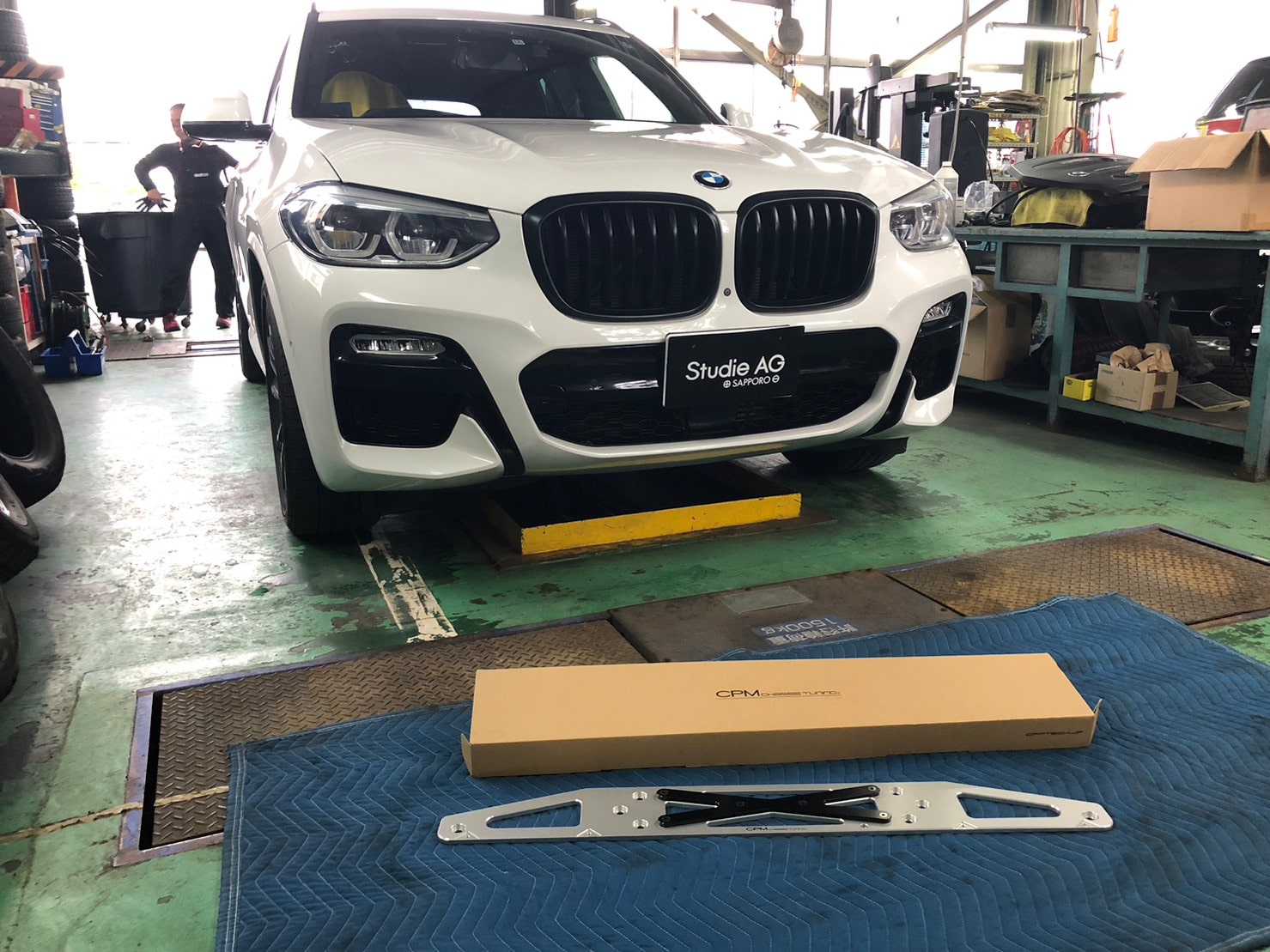 プレミアムなBMW SAVには MICHELIN PILOT SPORT 4 SUV がシットリいい感じ♪ | Studie[スタディ]
