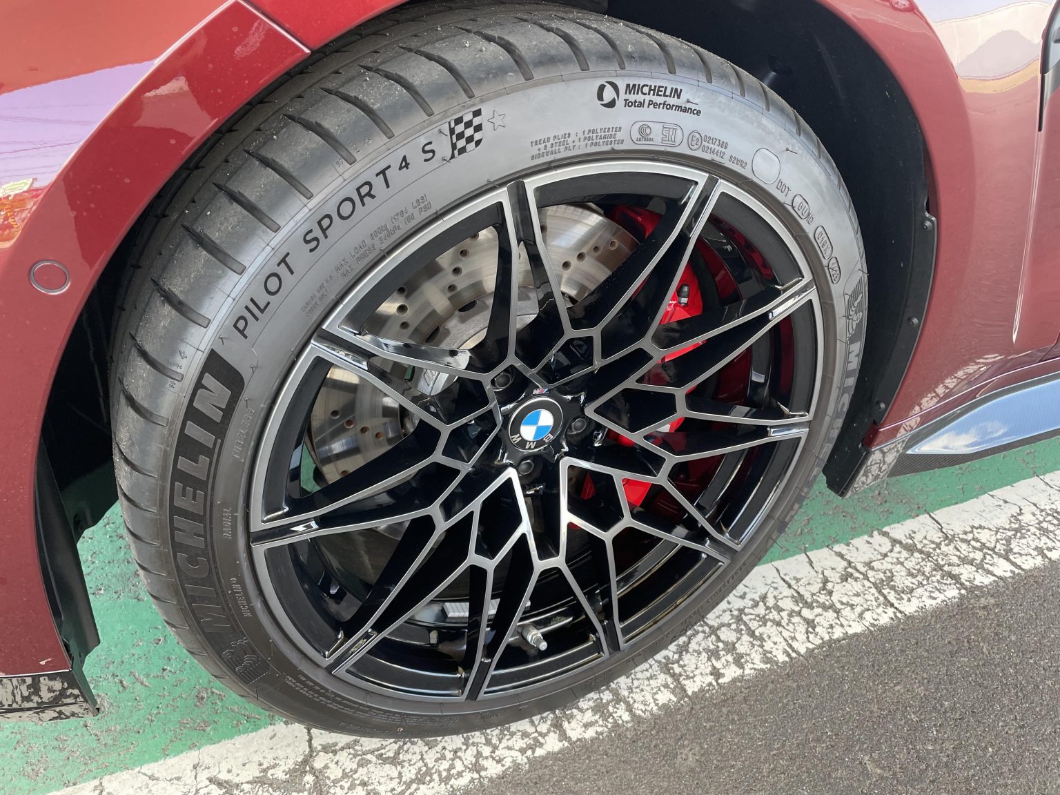 M系もOK！BMW G83 M4 低ダストブレーキパッド SR4 へ交換♪ | Studie[スタディ]