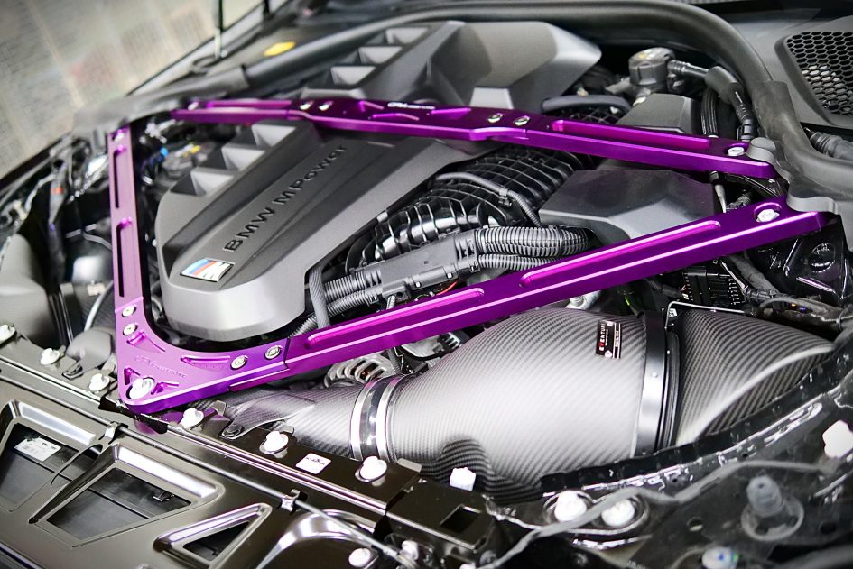 スペシャルカラーなCPM＆EVENTURIでBMW G87M2のE/Gルームが激変！ | Studie[スタディ]
