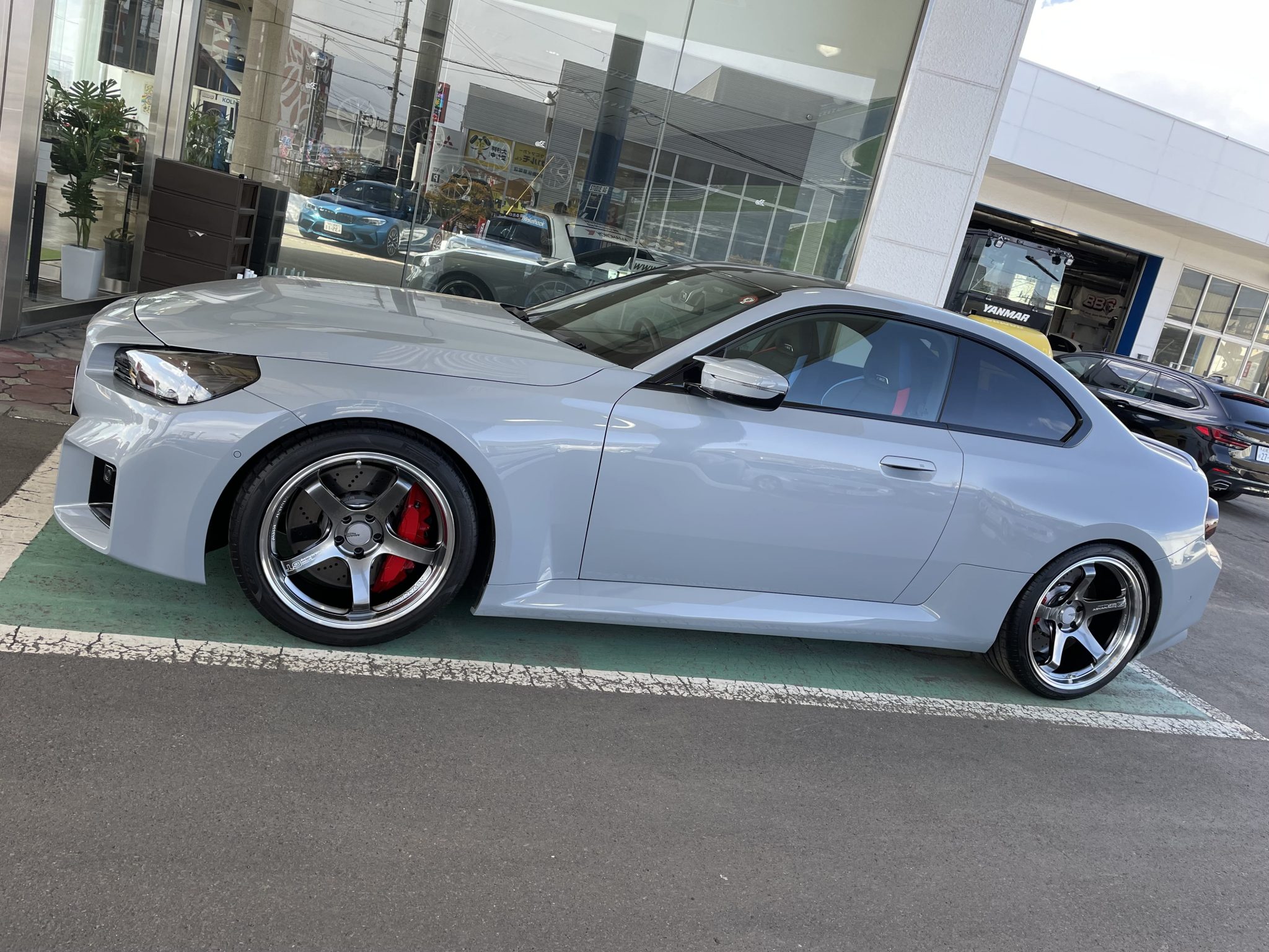 G87 M2 ADVAN RACING GT BEYOND for BMW Install !! | Studie[スタディ]