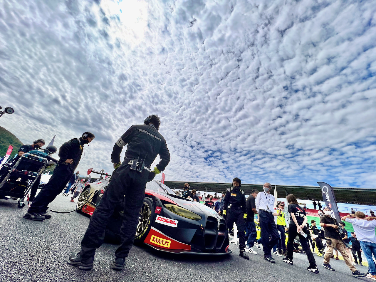 PLUS with BMW Team Studie WCA JAPAN CUP 最終戦を2位表彰台で締めましたー\(^0 ...