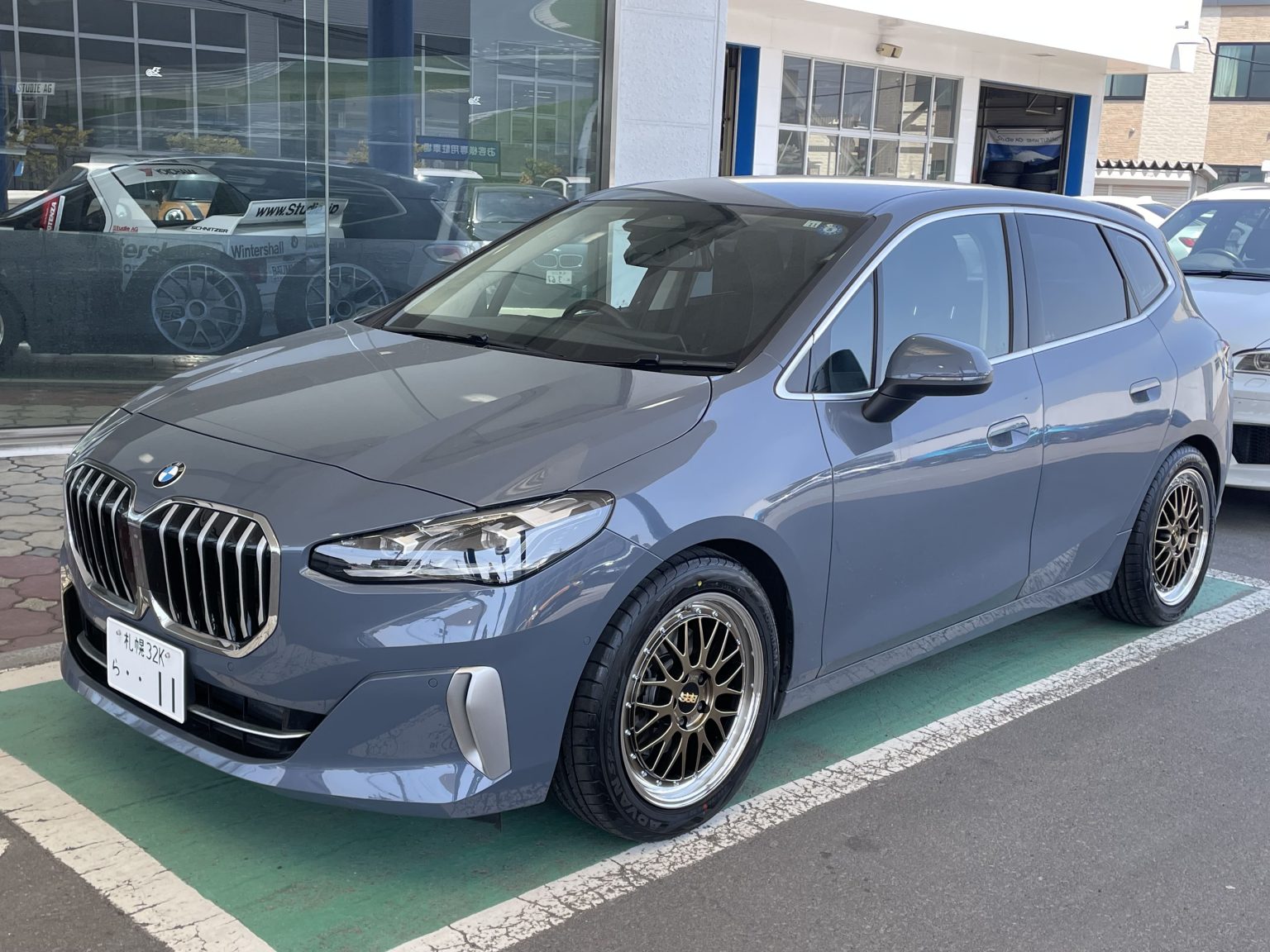 BMW U06 218d アクティブツアラーをボーイズレーサー的に！？ | Studie[スタディ]