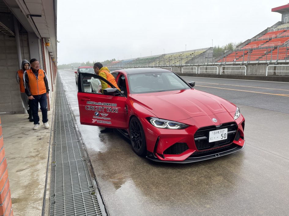 明日は国際興業さんの十勝イベントで adro M3と一緒にBMW E70 635PS X5M 出動です♪ | Studie[スタディ]