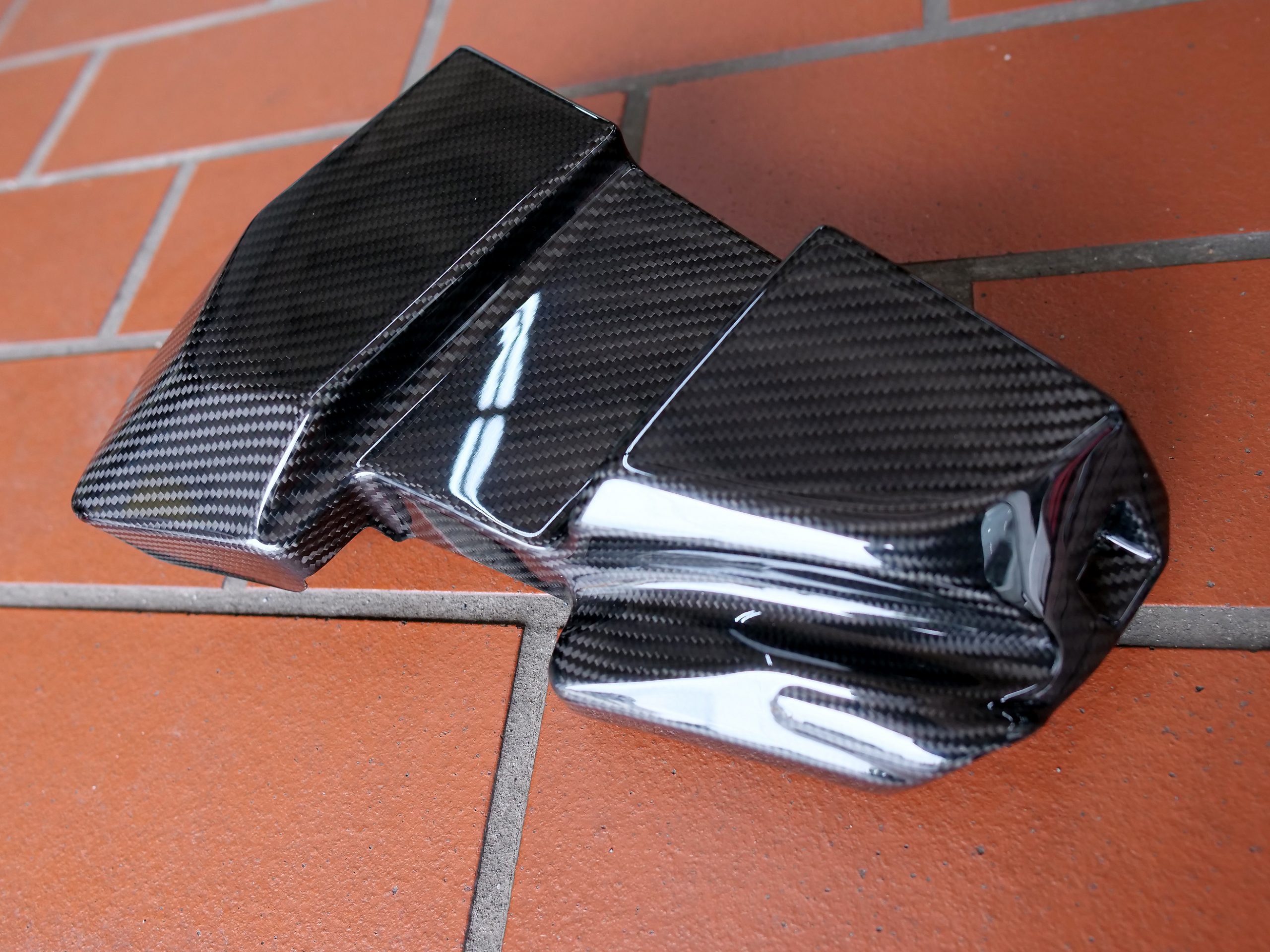 ECU COVER （カーボン ECU カバー） | Studie[スタディ]