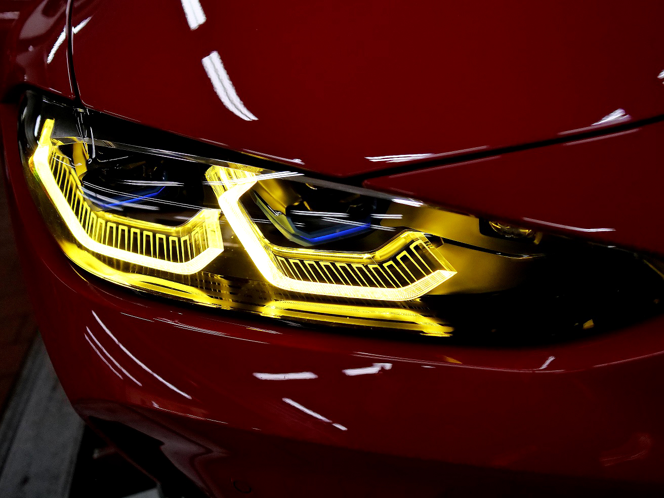 BMWのYellow Daytime Running Lights化が大人気！ | Studie[スタディ]