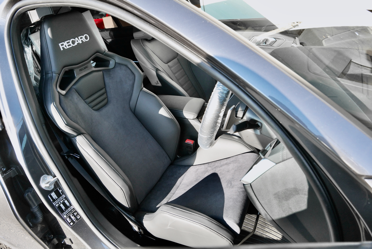 BMW・MINI・SUPRAにもドンピシャな、フルバケットシート、RECARO RSSっ！のご用命はスタディへ是非(^^) | Studie ...