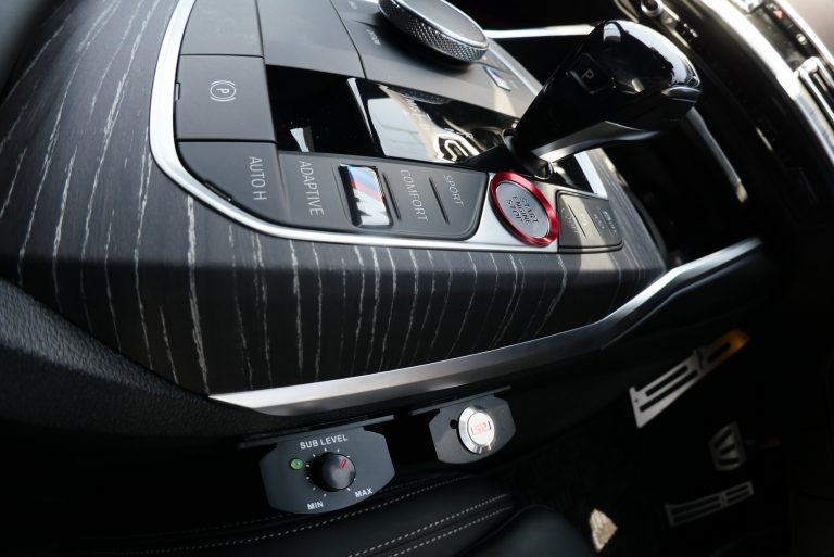 BMW B58エンジンなM340iにBREXのCODE PHANTOM EXにJBL BassPro＆LAYERED SOUND 4CH♪ | Studie[スタディ]