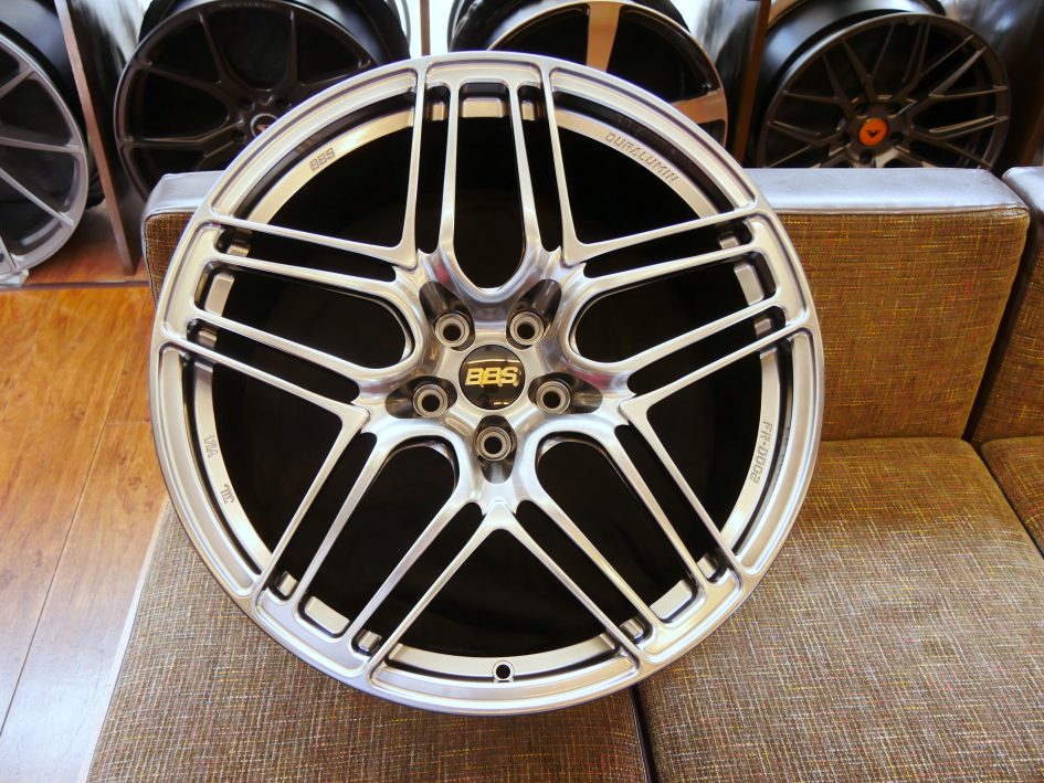 珠玉のホイールBBS-FR-D。余りの美しさに魅了されております。あのBMWに装着しますのでお楽しみに(^ ^) | Studie[スタディ]