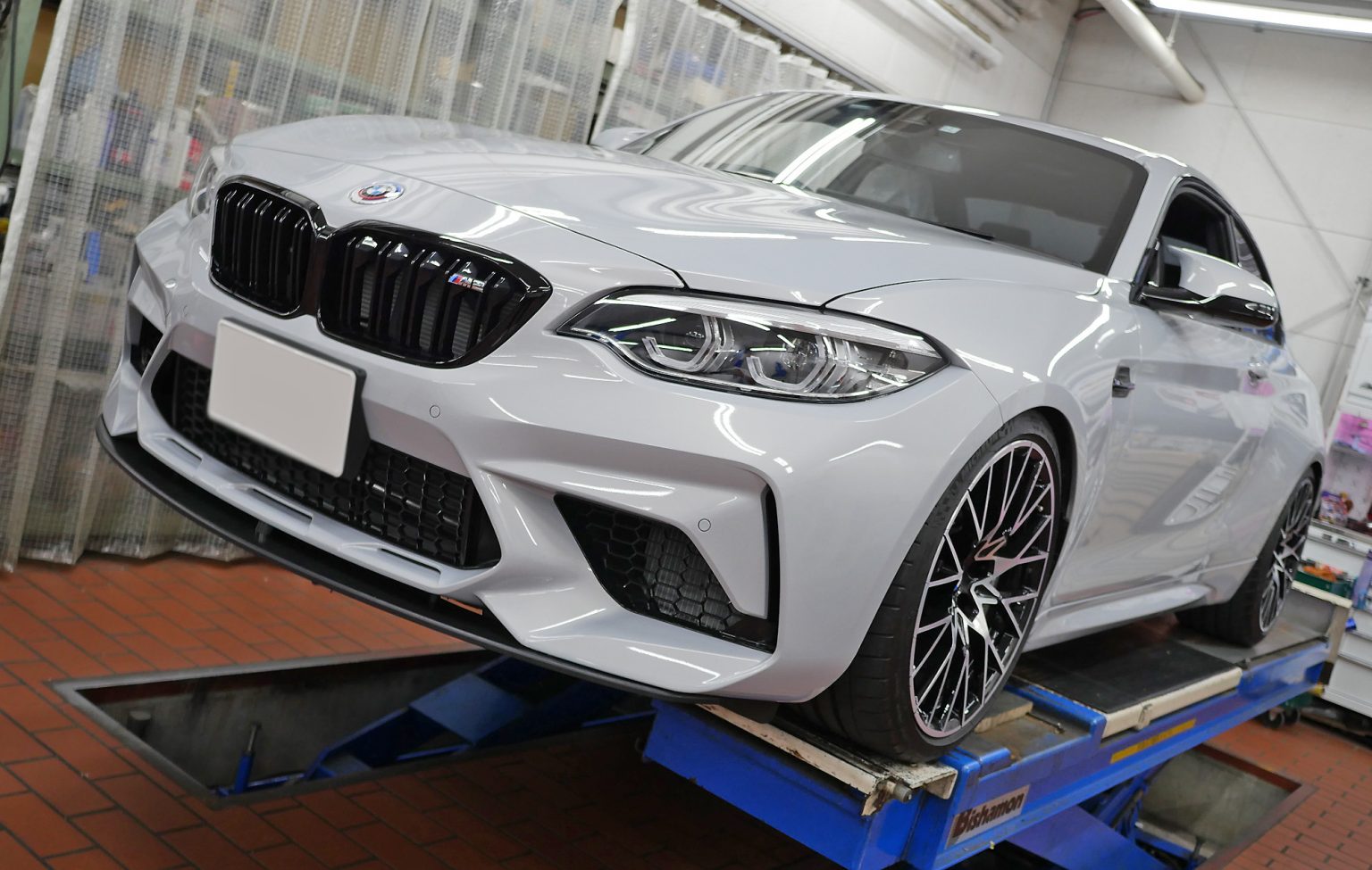 BMW F87 M2 CompetitionにLIGHTWEIGHT Performanceリップ！ | Studie[スタディ]