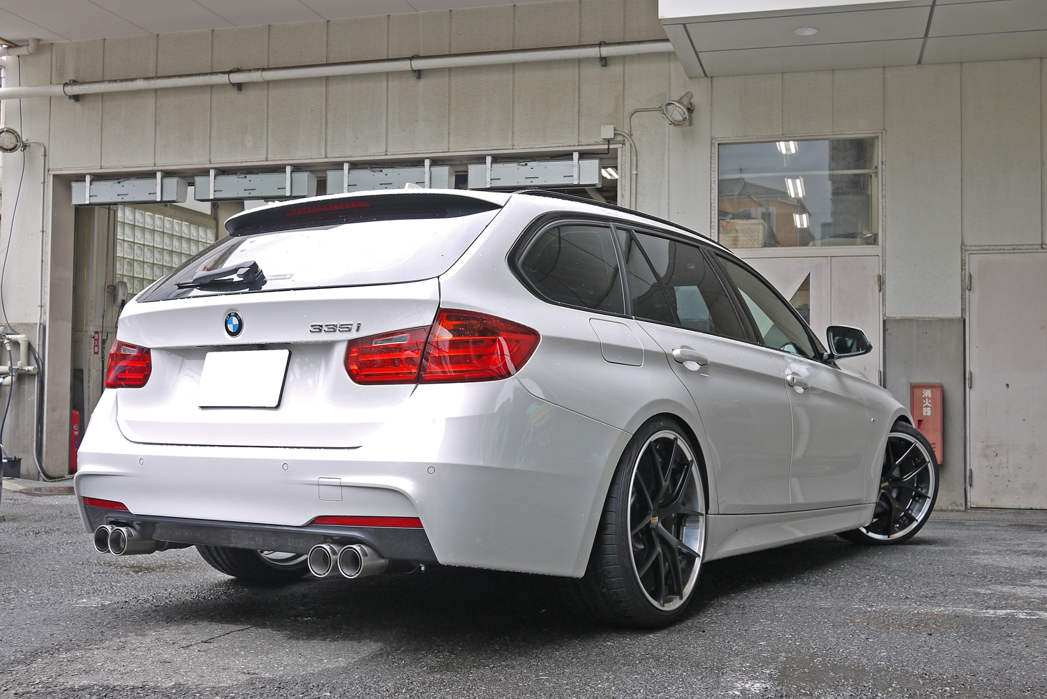 オーストリアのREMUSマフラーをBMW F31 335i にインストール | Studie[スタディ]