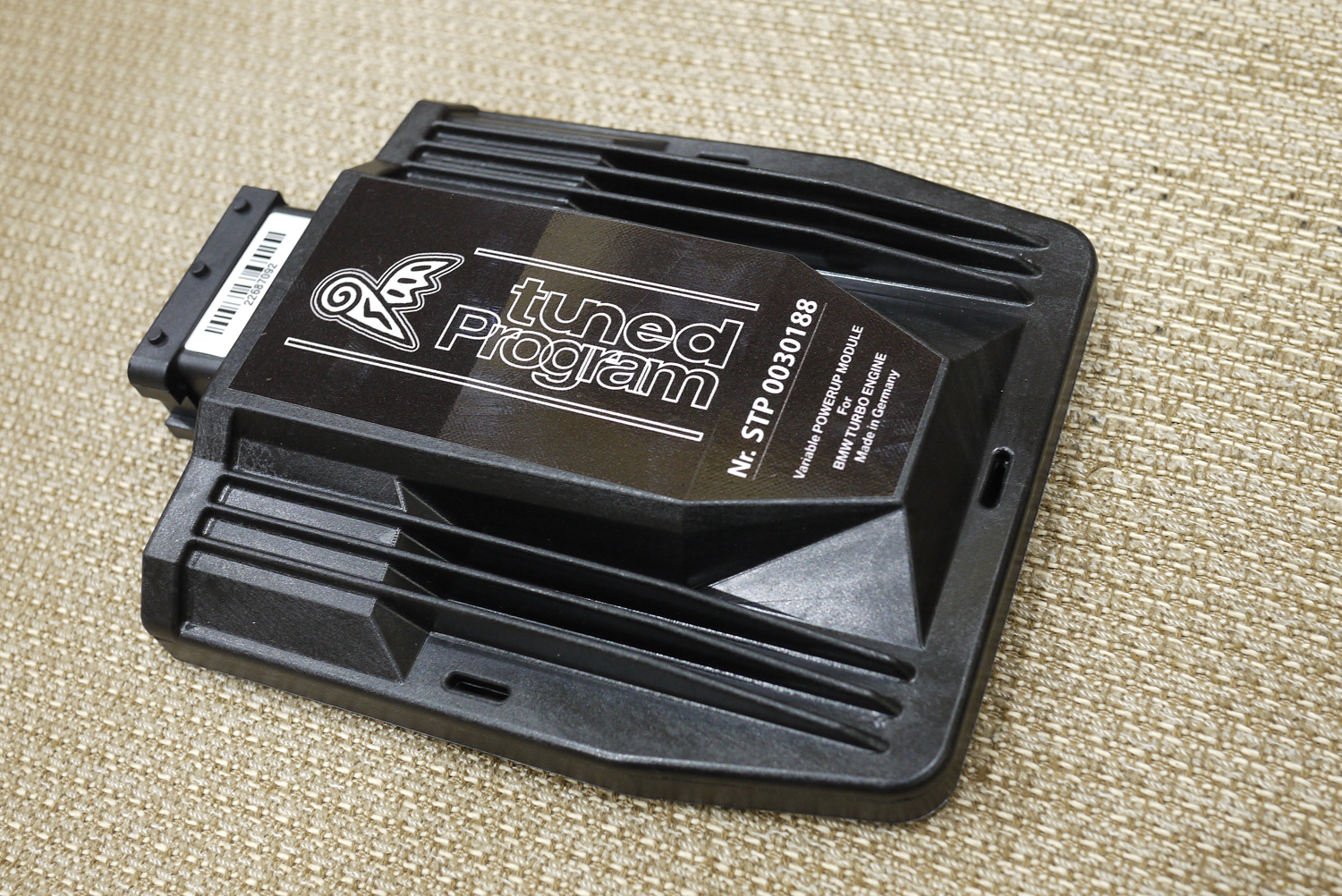 魔法のようなブラックボックスSTP3でBMW TURBO エンジンが覚醒いたします！即日お取り付け可能です。 | Studie[スタディ]