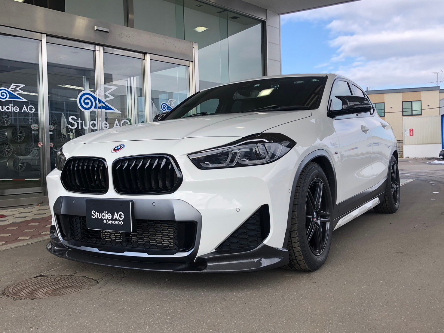 3DDesignのリアディフューザーをセンス良く♪BMW F39 X2 | Studie[スタディ]