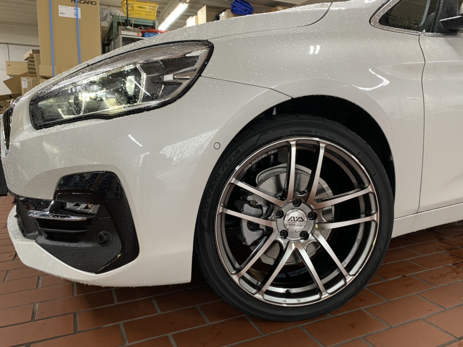 BMW F45アクティブツアラーにAVS F50＆ADVAN FLEVA | Studie[スタディ]