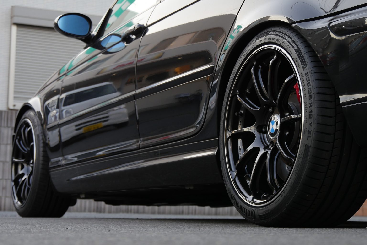 BMW E46 330xiのホイールを15年ぶりにチェンジでイメージチェンジ。まだまだ楽しみますッ♪ | Studie[スタディ]