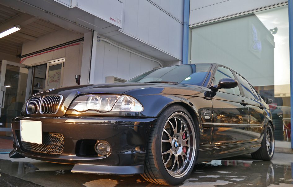 BMW E46 330xiのホイールを15年ぶりにチェンジでイメージチェンジ。まだまだ楽しみますッ♪ | Studie[スタディ]