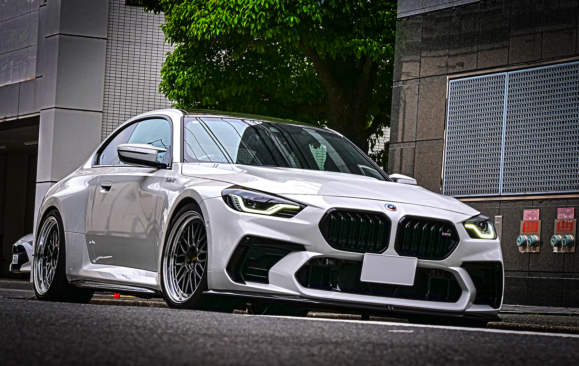 日本の大地に着地完了ッ！ adro BMW G87 M2 Ver2 をフルで装着してみましたっ！ | Studie[スタディ]