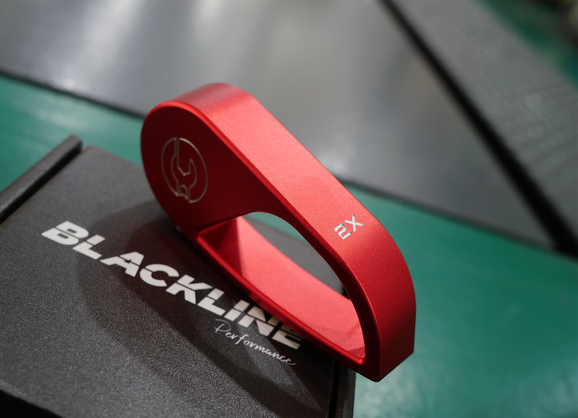 BMW E系、F系、G系、右ハンドル用、BLACKLINE Performance ビレットフードレバーハンドル入荷！ | Studie[スタディ]