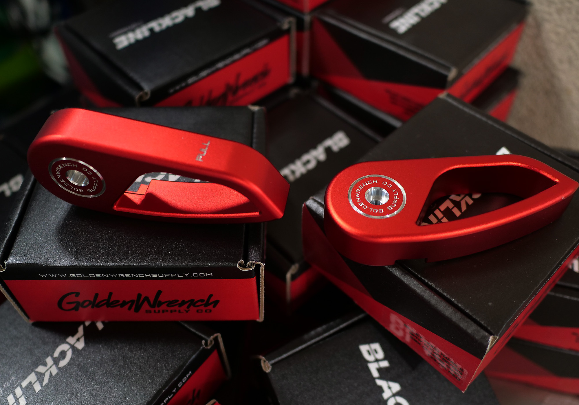 BLACKLINE Performance ビレットフードレバーハンドル | Studie[スタディ]