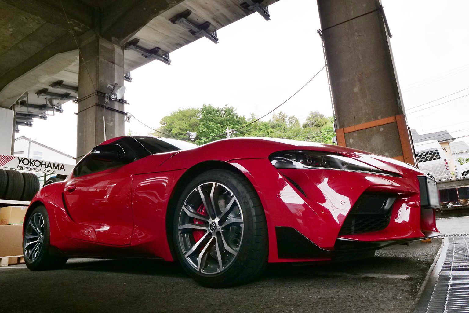 スープラにM Performanceのでっかいブレーキをセットしてストッピング力UP！ | Studie[スタディ]