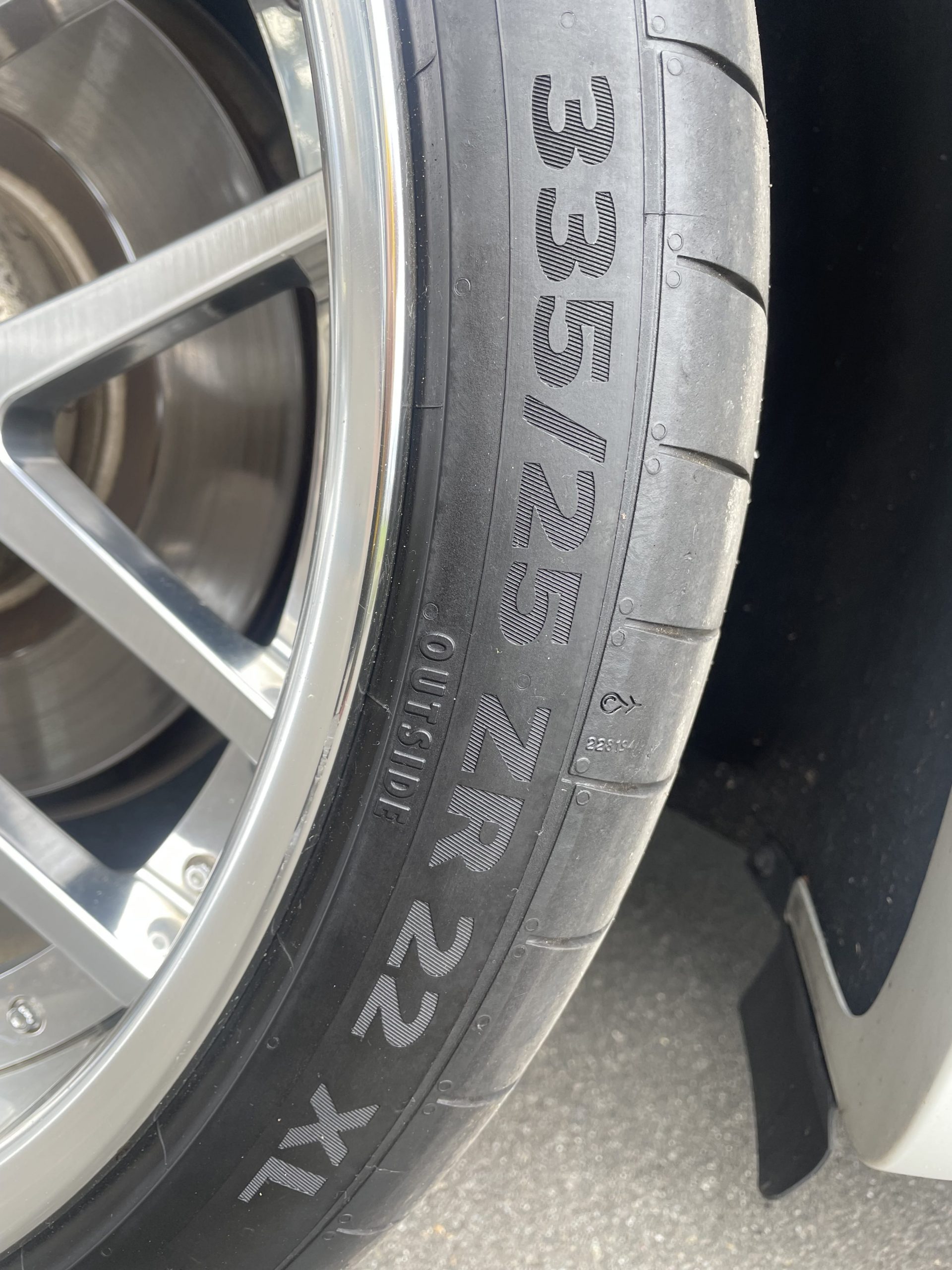 明日は国際興業さんの十勝イベントで adro M3と一緒にBMW E70 635PS X5M 出動です♪ | Studie[スタディ]