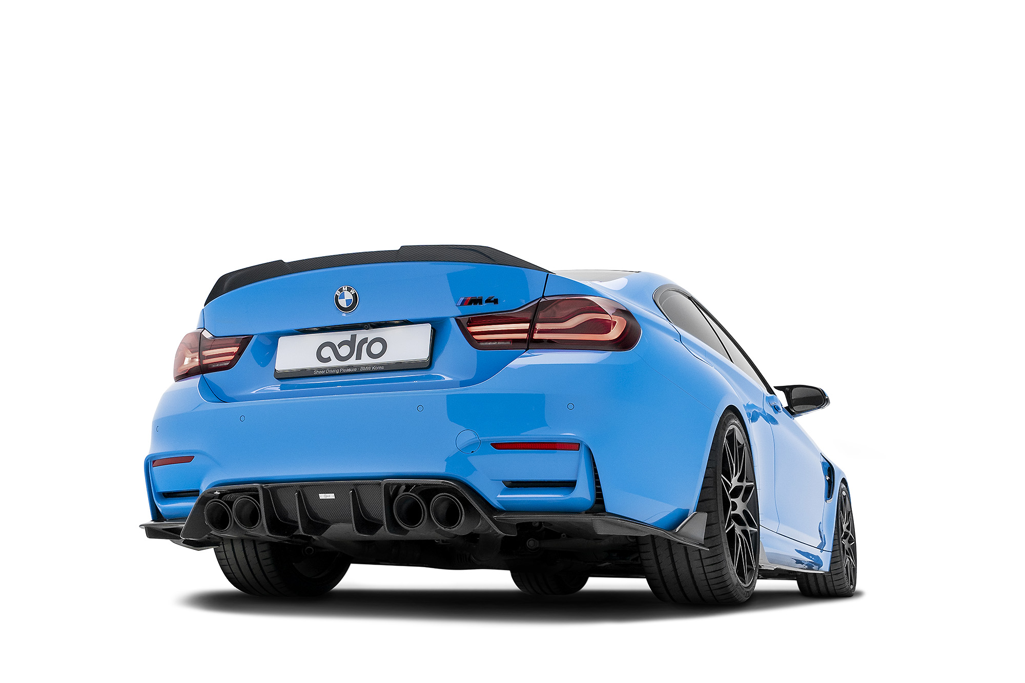 お陰様で反響大！ BMW今年注目のエアロブランド、adro（エイドロ）からF系のM2とM4を♪ | Studie[スタディ]