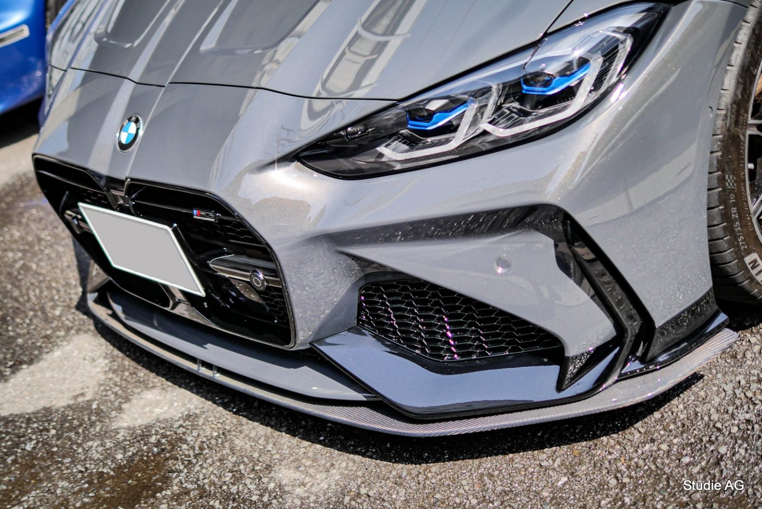 ADROバンパーKITで激烈Coolな顔立ちのBMW G81 M3ツーリング♪ | Studie[スタディ]