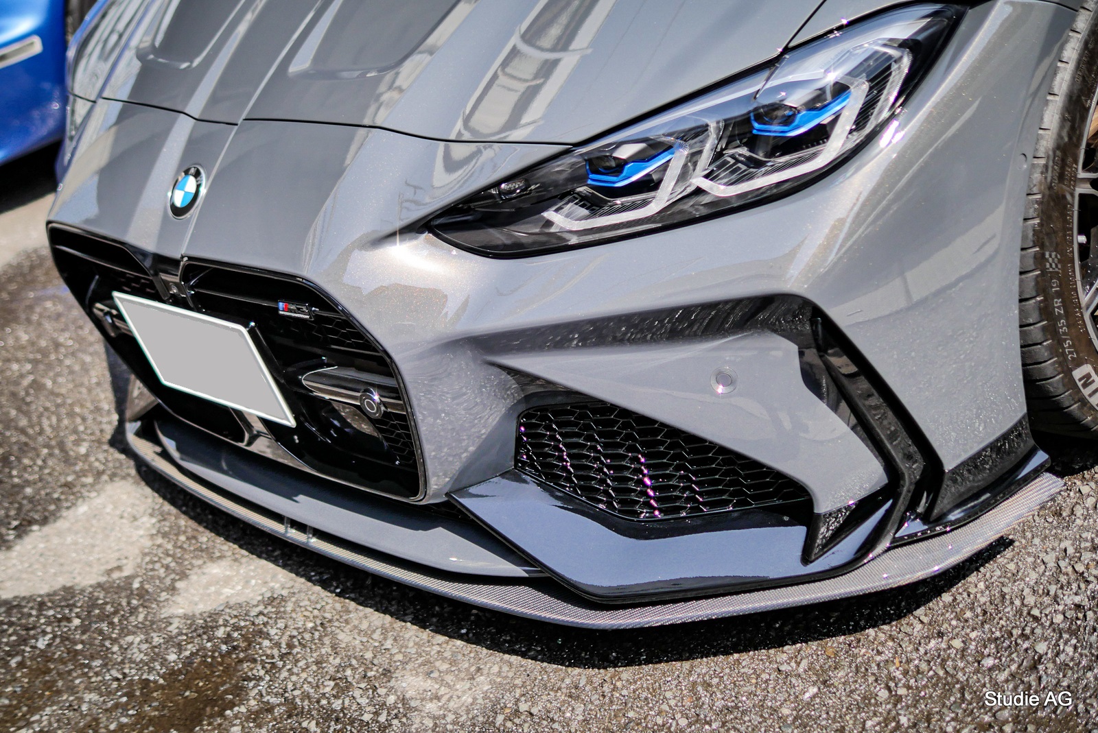 ADROバンパーKITで激烈Coolな顔立ちのBMW G81 M3ツーリング♪ | Studie[スタディ]