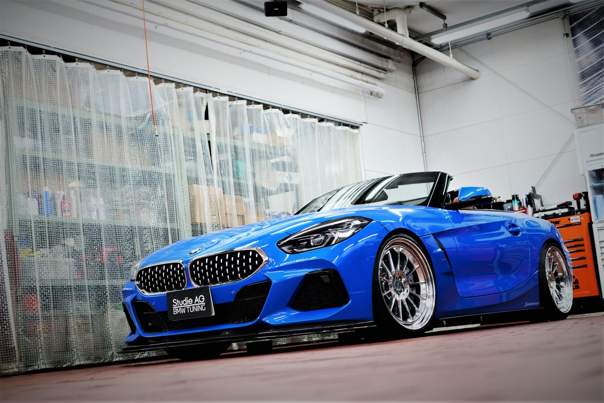 グリップだけじゃない！見た目にも拘るタイヤ選び！あのBMW G29/Z4はやっぱりパイロットスポーツ4Sっ！ | Studie[スタディ]