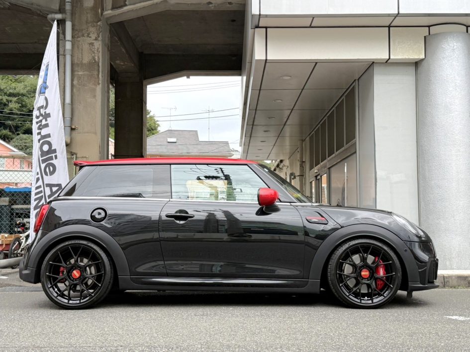 BMW MINI F56 JCWにBBS JAPAN RE-V7装着っ！ | Studie[スタディ]