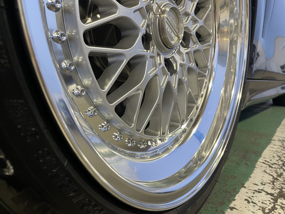 こんな感じ好きでしょ？あの頃な感じのSUPERSTAR CHEVLON RACING M2をBMW F30へ♪ | Studie[スタディ]