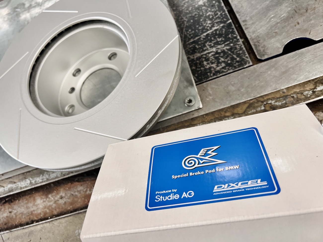 BMW Brake Parts DIXCEL GruppeM Studie AG SR4 | Studie[スタディ]