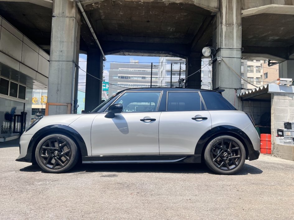 MINI F65クーパーSカスタムスタートです！Eibach＆CPMインストール！ | Studie[スタディ]